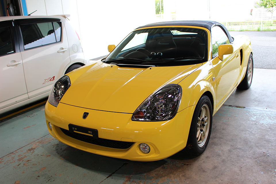 MR-S with VTEC – HALFWAY